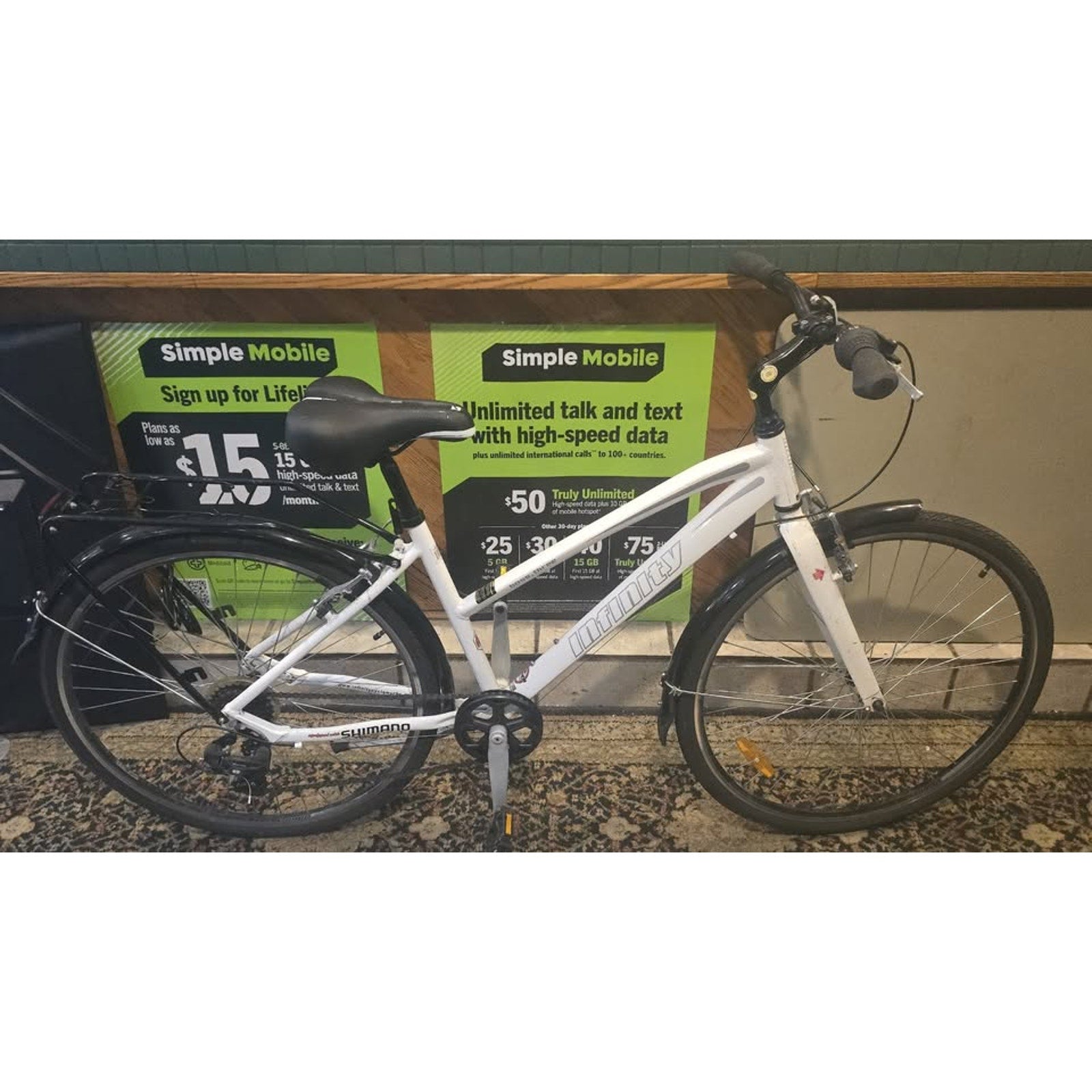 Infinity Boss.Three Hybrid Bike / 17" Frame / 700CM Wheels / 7-Speed ...